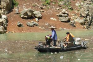How to Take a Yangtze River Cruise [On a Chinese Boat] - ASocialNomad