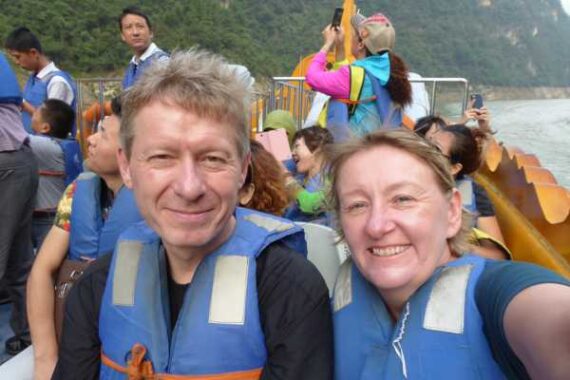How to Take a Yangtze River Cruise [On a Chinese Boat] - ASocialNomad