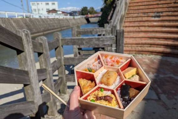 How to see Firefly Squid Japan’s Hotaruika in Toyama Prefecture ...